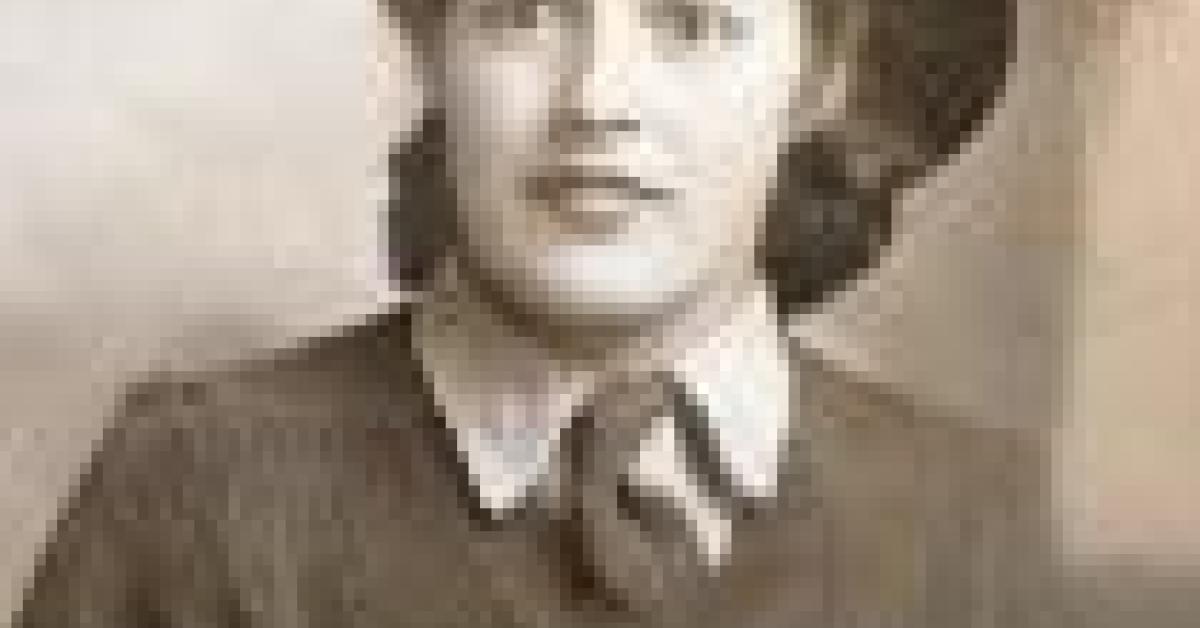 Mary Bott, nee Evans (1924-). Women's Land Army. Cardigan | Casgliad y ...